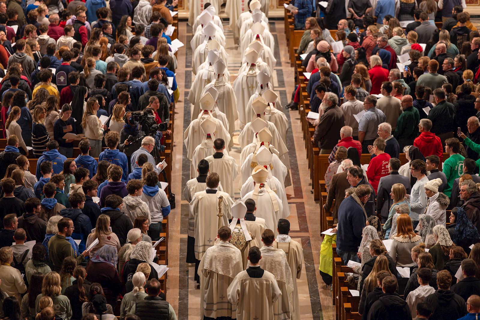 Thousands Gather in DC to Pray for an End to Abortion